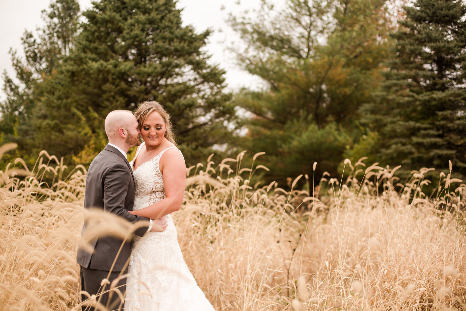 Alex & Brandon | The Hesed House Venue | Heyworth Illinois | Wedding ...